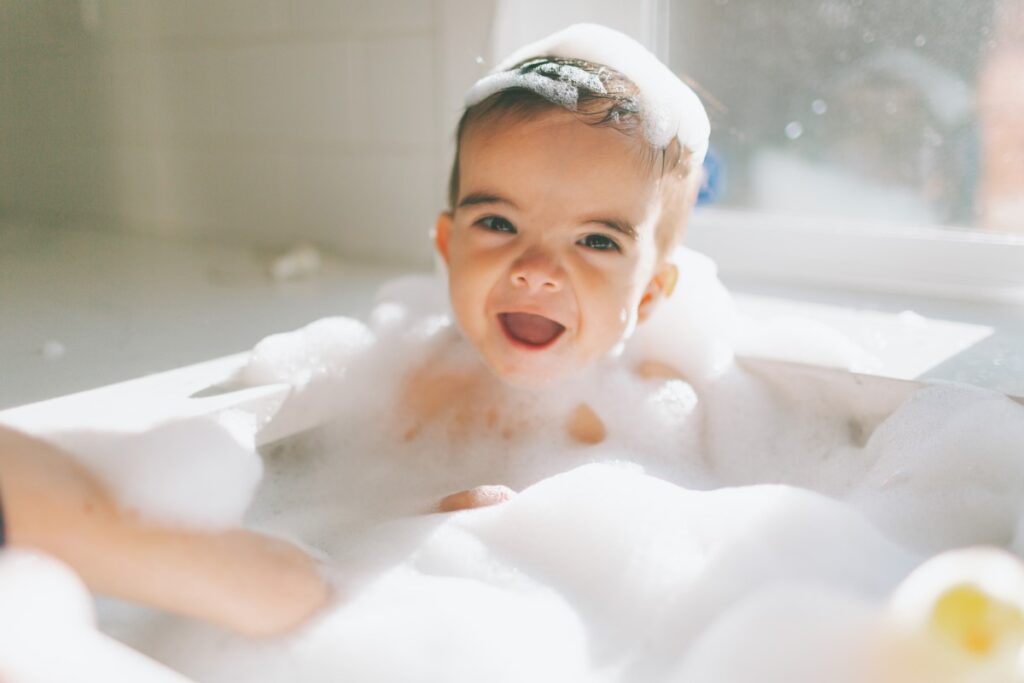 7 Bath Time Activities to Condition Your Baby for the Water ...